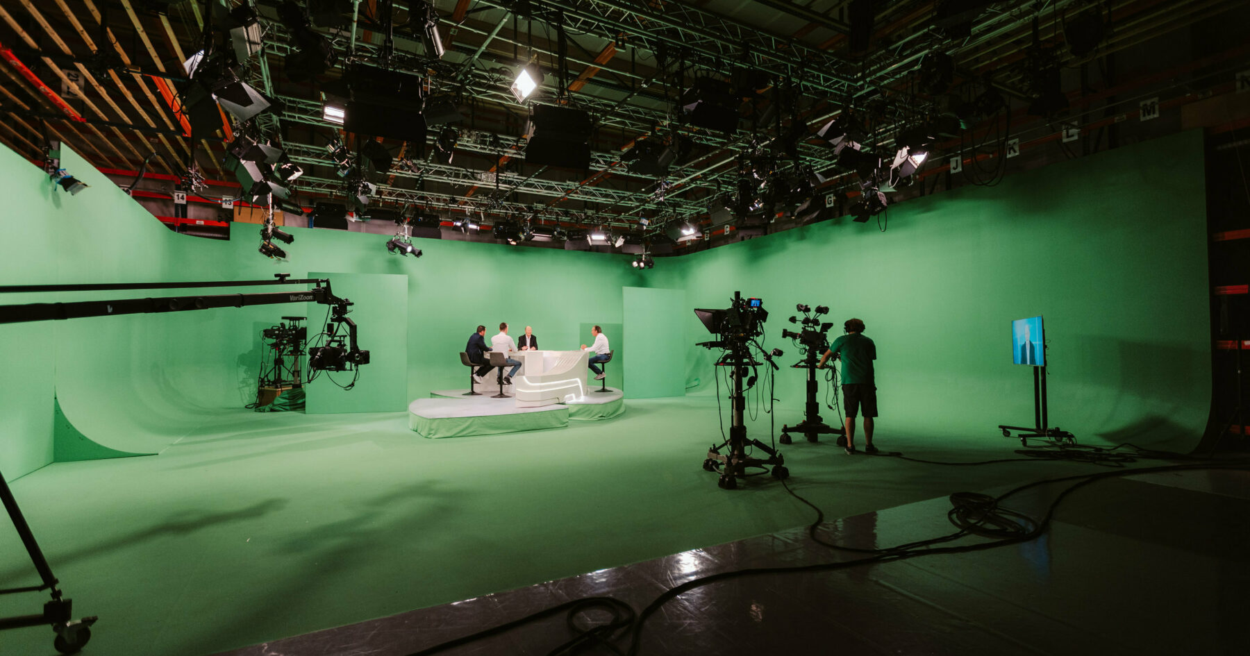 Location studios — DreamWall