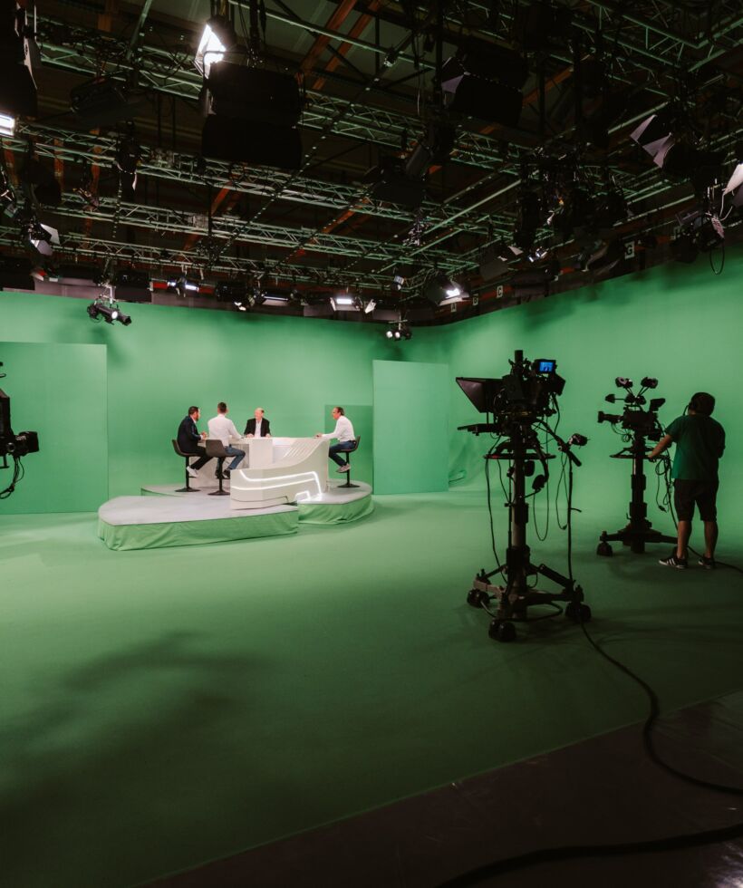 Bring your stories to life one second at a time — DreamWall